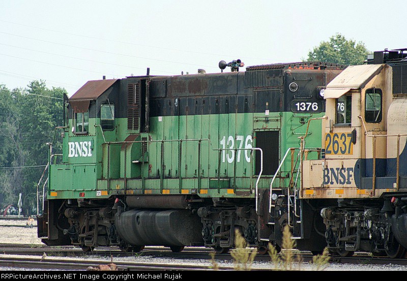 BNSF 1376